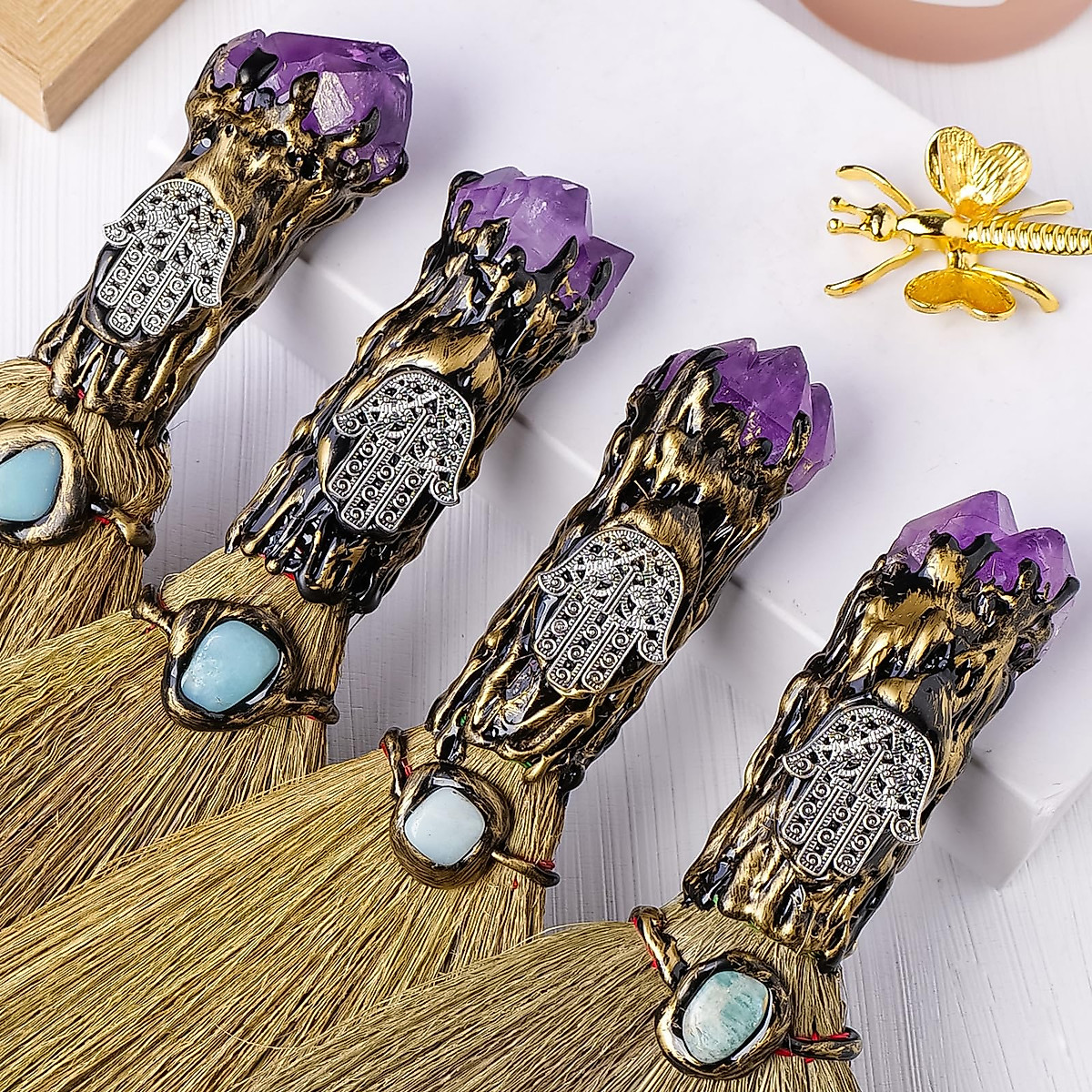 RJINGSHI Natural Amethyst Tooth Magic Broom Crystal Witch Broom Reiki Healing Crystal Handmade for Cleansing Bedroom Office Home Decor Gifts