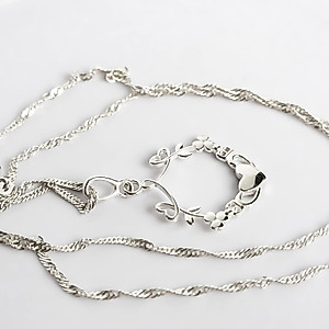 ICEBERRY Irish Claddagh Necklace 925 Sterling Silver - Dainty Leaf Clover Wreath Pendant with Chain 20" - Good Luck Blessing Shamrock Charm - Celtic Jewelry for Women