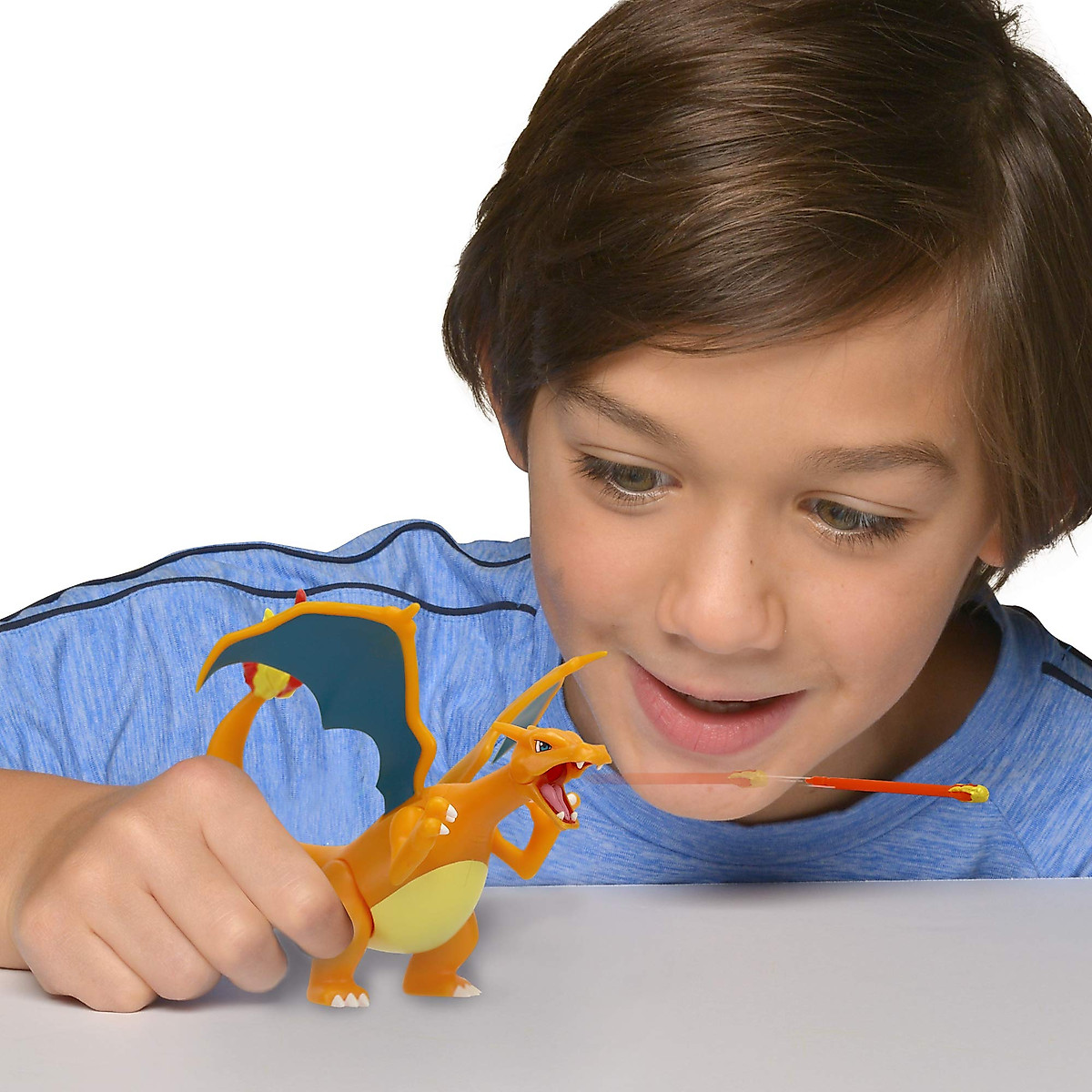 PoKéMoN 4.5" Battle Feature Figure - Charizard