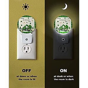 Night Light Plug into Wall, LED Nightlights St. Patrick's Day Green Truck Gnome Shamrock Linen Small Nightlight Auto Dusk-to-Dawn Sensor Lamp LED Night Lights for Kid's Bedroom, Bathroom
