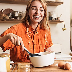 Pack of 4 Large Silicone Cooking Spatulas and Spoons, Slotted and Solid Stainless Steel Cooking Utensils Set, Non-stick Heat Resistant Kitchen for Baking, Fried, Stir-Fry, Mixing, Serving (Black)