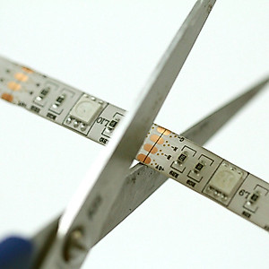 ACONDE 6.56 feet USB LED Strip Lights, DIY Indoor Decoration, TV Backlight, 24 Keys Remote