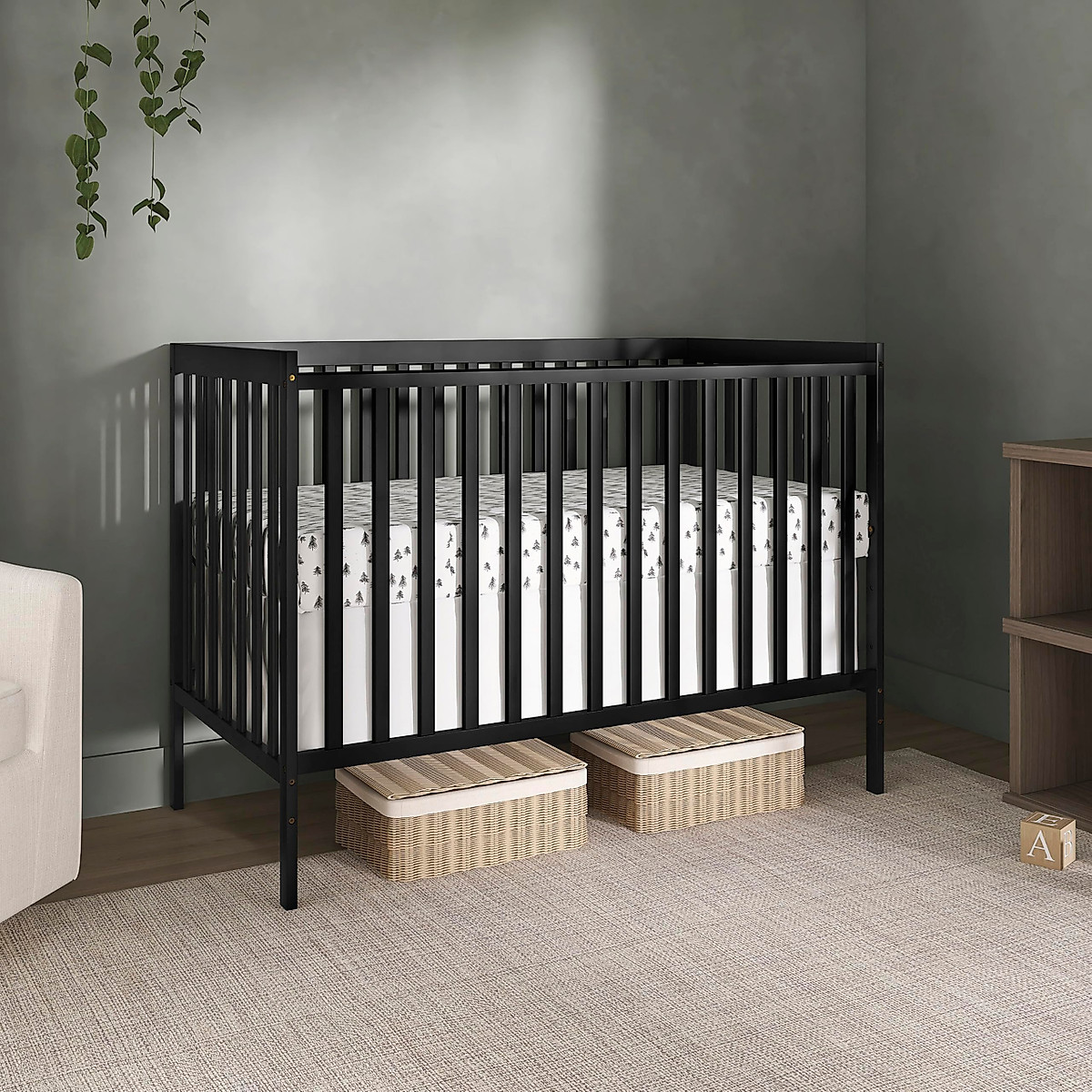 Dream On Me Synergy 5-In-1 Convertible Crib In Black, Greenguard Gold Certified