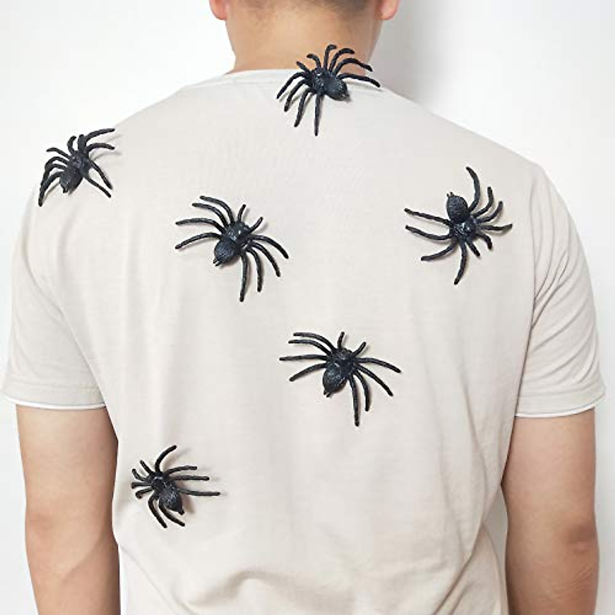 HOHAJIU Fake Spider Realistic Plastic Spider Toys Spoof Halloween Party Props April Fool's Day Funny Fright Screaming Toys, Pack of 12