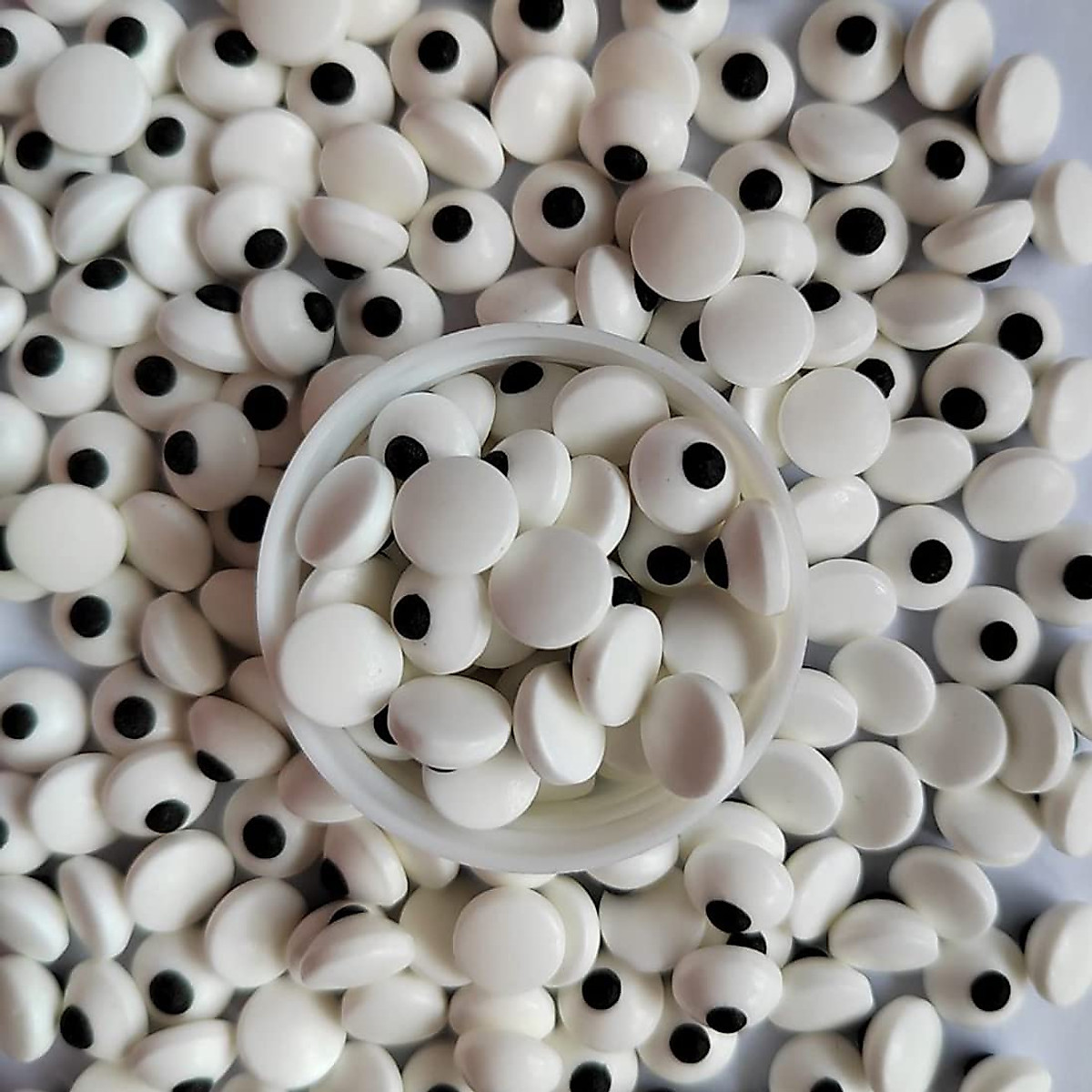 Colyanda Small Candy Eyes Eyeballs Cake Cupcake Toppers Cookie Decorations Edible Sprinkles for Halloween Christmas