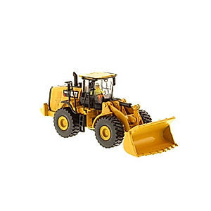 Diecast Masters 1:87 Caterpillar 972M Wheel Loader with Log Fork – HO Series 85950