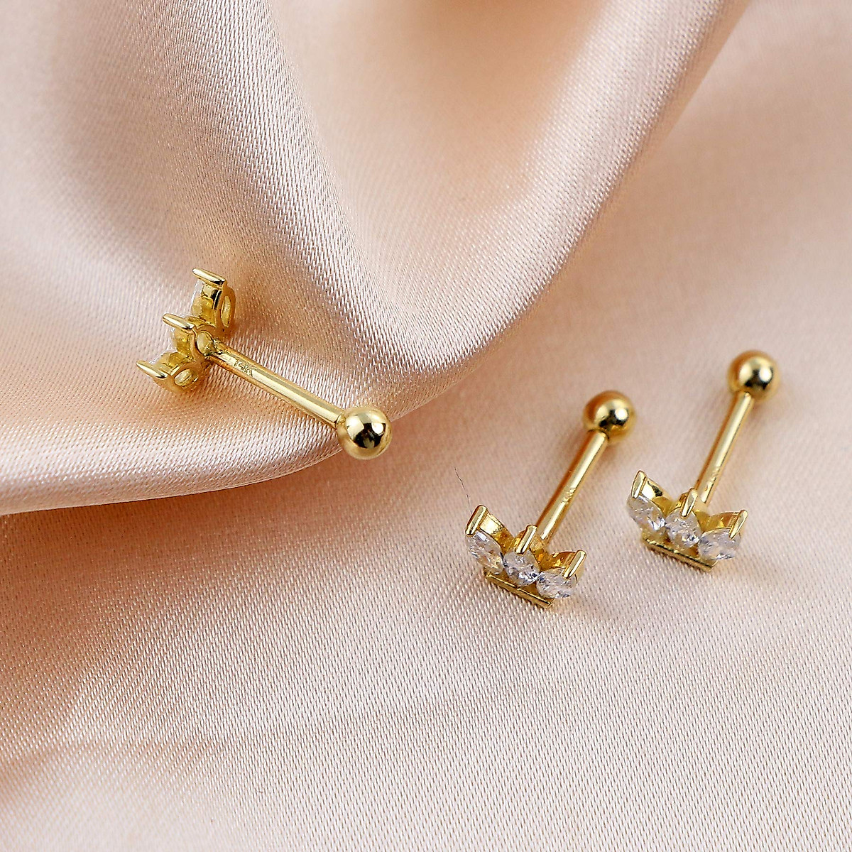 Jewseen 14K Gold Cartilage Earring Cubic Zirconia Tragus Earring 16g Crown Design Helix Stud Rings Solid Gold Conch Ear Piercing Jewelry