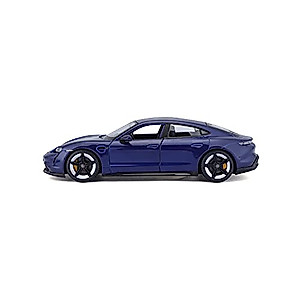 Bburago Porsche Taycan Turbo S in Blue in 1/24 Scale (18-21098B)