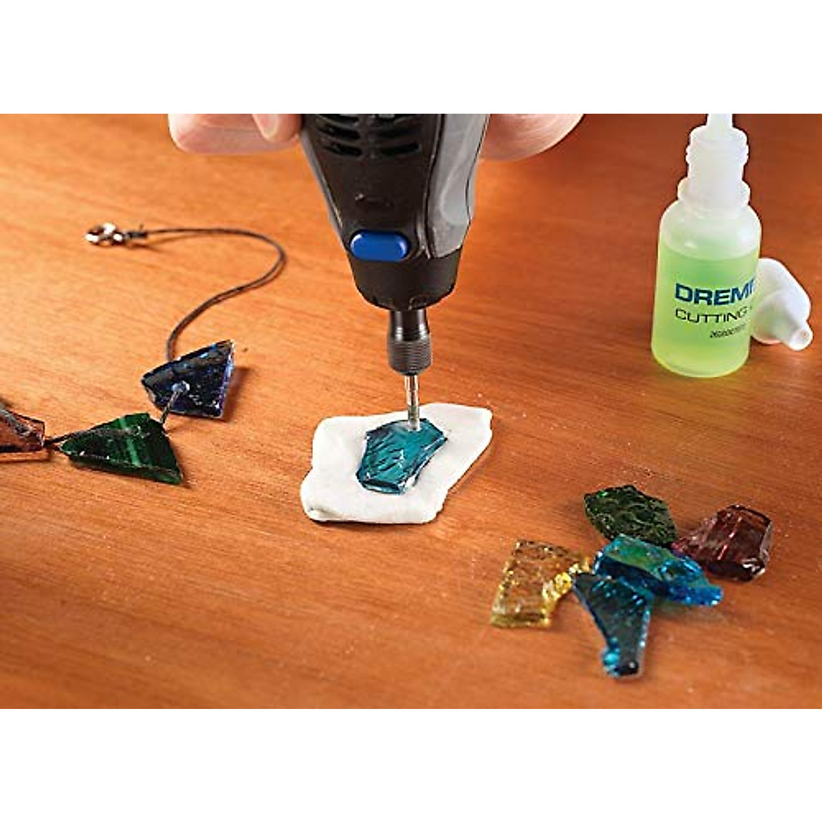 Dremel 662 Diamond-impregnated Glass Drilling Bit, Rotary Tool Accessory with 3.2 mm Diameter for Drilling and Cutting Glass