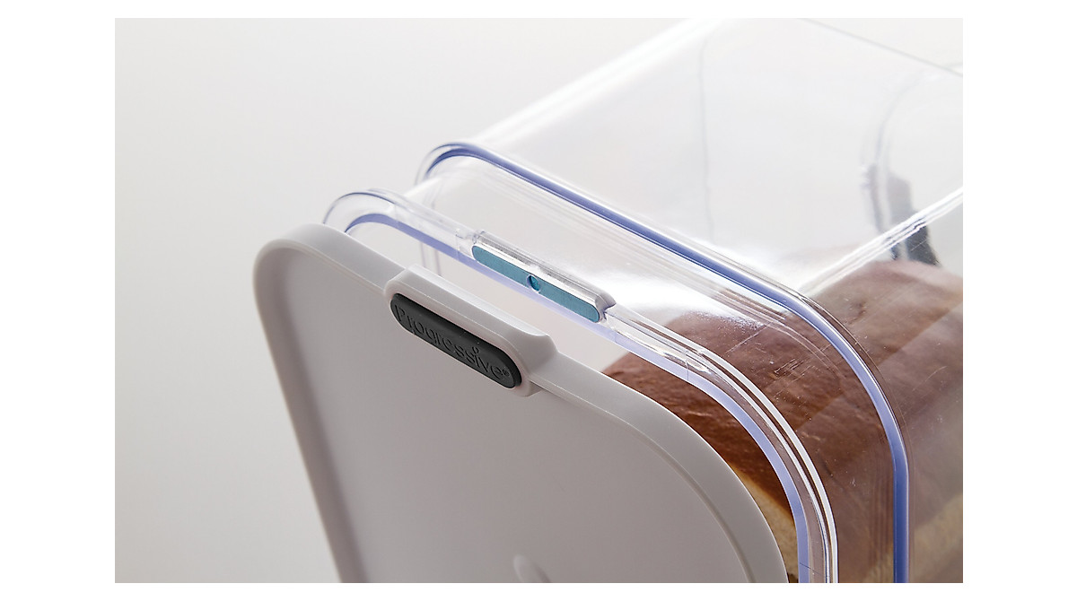 Prepworks Bread ProKeeper - Adjustable Bread Storage Container