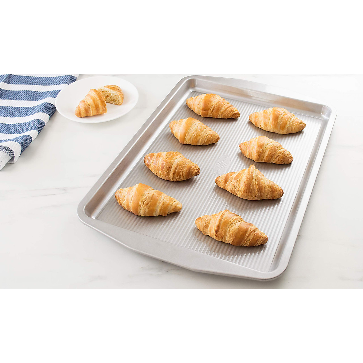 USA Pan American Bakeware Classics Half Sheet Baking Pan, Aluminized Steel