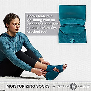 Gaiam Relax Moisturizing Socks