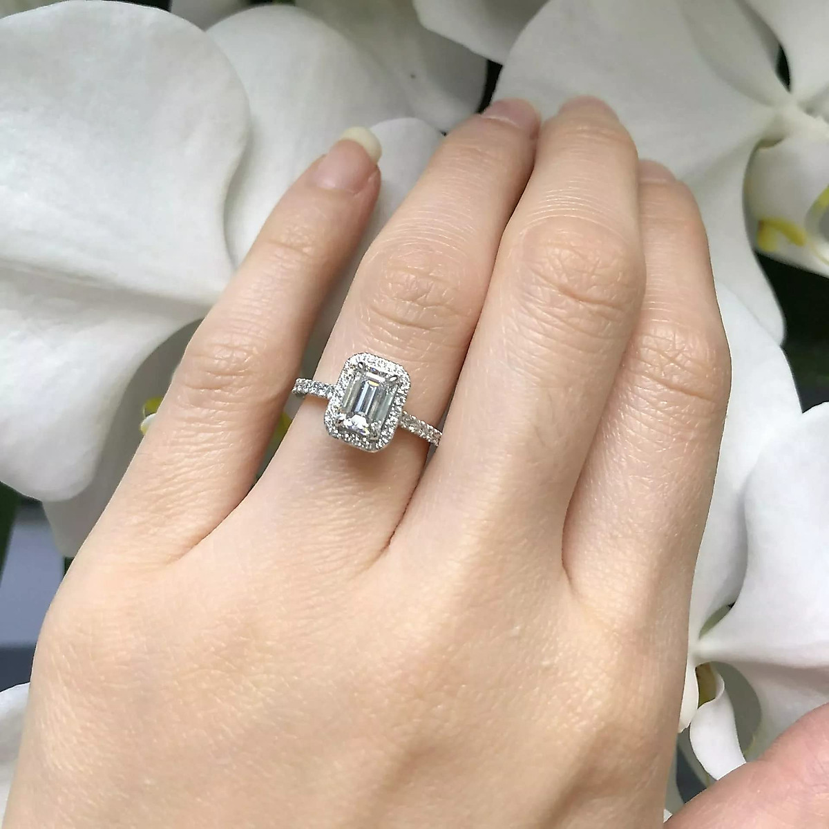 Emerald Cut Engagement Rings for Women White Gold 1.00 Carat Moissanite Halo Engagement Ring 10K 14K 18K Gold Platinum Plated Silver Anniversary Promise Wedding Rings with Text Engraving Size 4-12(14K)