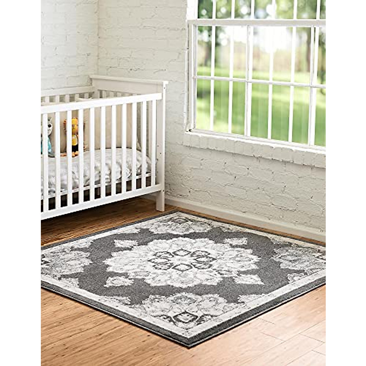 Unique Loom Parker Collection Colorful Medallion Charcoal/Ivory Square Rug (5' 0 x 5' 0)