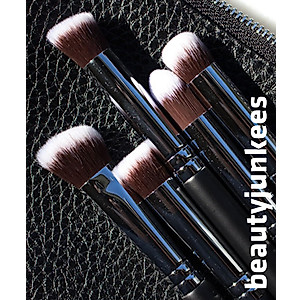 Small Concealer Brush Under Eye – Mini Tapered Kabuki Makeup Brush for Blending, Setting, Contour Eyeshadow, Powder, Cream Make Up, Vegan Synthetic