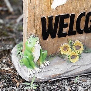 VP Home Welcome Gnome with Lantern and Frog Solar Powered LED Outdoor Decor Garden Light Welcome Gnomes Statues Outdoor Funny Figurine Decor for Outside Patio, Yard, Lawn
