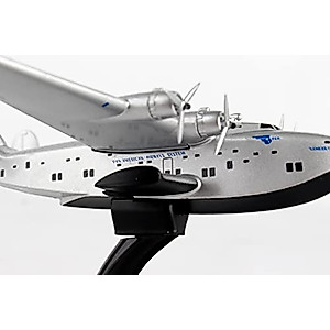 Daron Worldwide Trading Postage Stamp Pan Am B314 1/350 Airplane Model