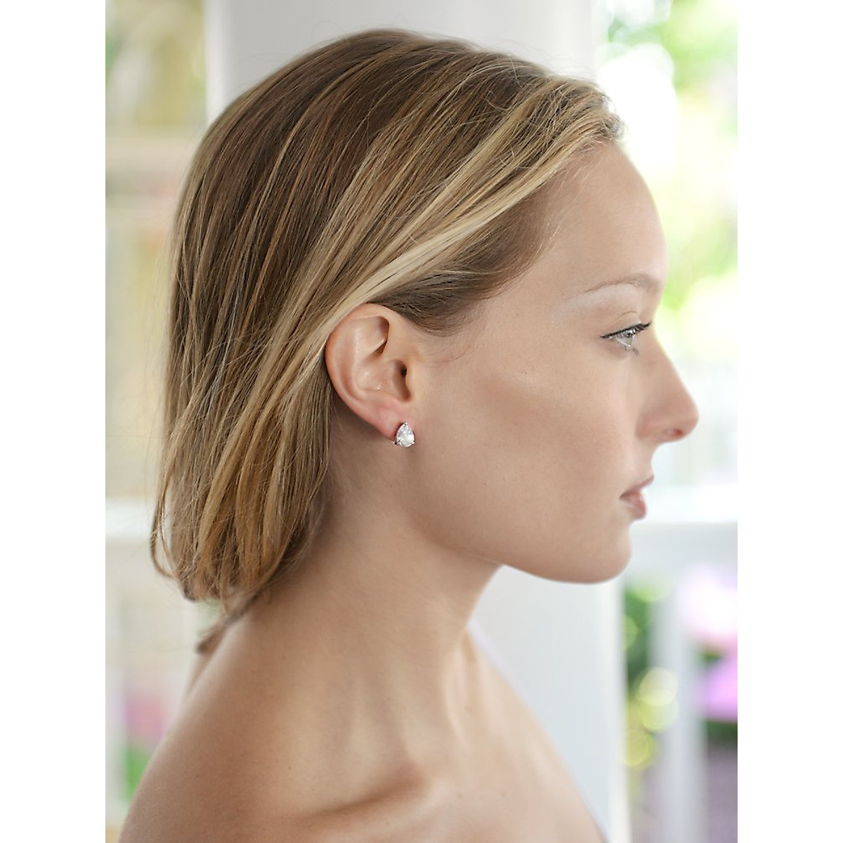 Mariell Cubic Zirconia Stud Earrings, Pear Shape CZ Crystal, 2 Carat Imitation Diamond Stud Earring Gift