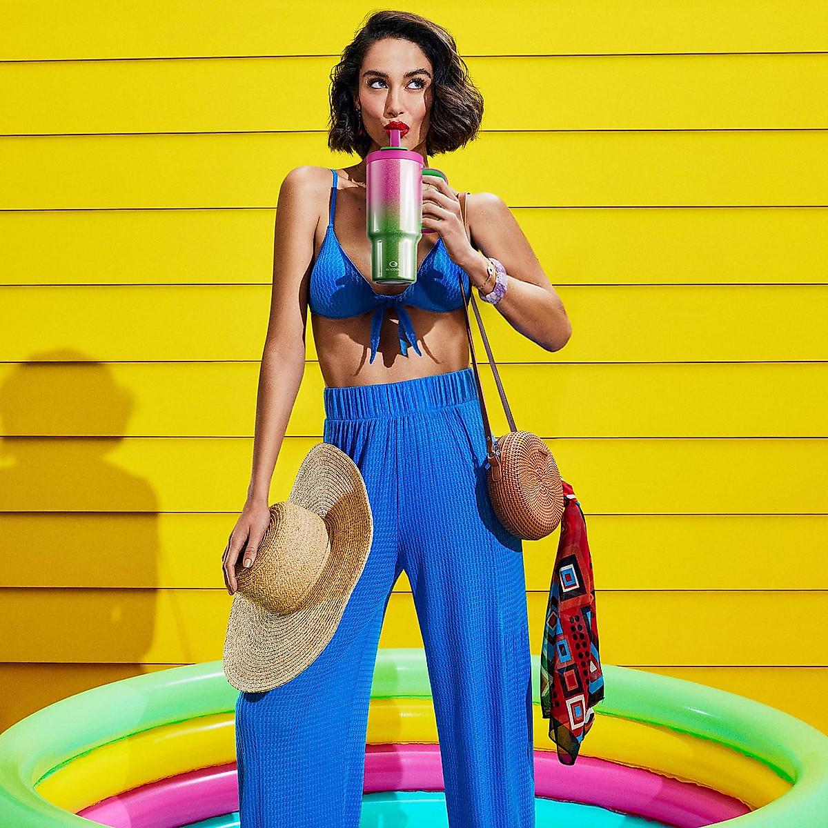 ENCOOL 32 oz Tumbler with Handle and Flip Straw, 100% Resistant Tumbler with Lid and Straw, Insulated Stainless Steel Travel Coffee Mug, Keeps Cold for 24 Hours, Cup Holder Friendly (Jade)