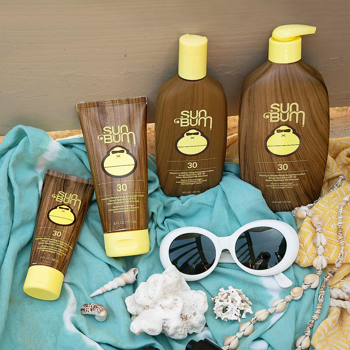 Sun Bum Original SPF 30 Sunscreen Body Lotion | Broad Spectrum Moisturizing Sunblock with Vitamin E | Hawaii 104 Act Compliant (Octinoxate & Oxybenzone Free) | 8 oz