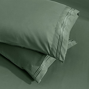 Aormenzy Microfiber Pillow Cases - Standard Size Set of 4-1800 Thread Count Ultra Soft Green Pillowcases - Wrinkle Resistant Pillow Covers with Envelope Closure - 20" x 26"