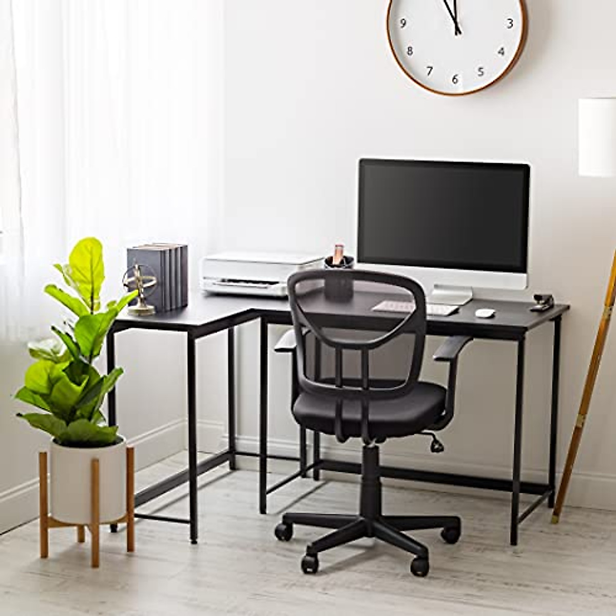 IRIS USA 39 Inch Modern Laptop and Computer Desk Office Table for Home Office, Water and Scratch Resistant Surface Gaming Desk, Easy to Assemble Black Desk