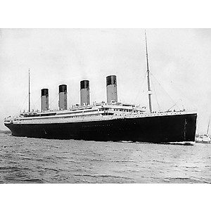 AEVVV RMS Titanic British Passenger Liner - Plastic Ship Model Kits Scale 1:700 - Assembly Instructions in Russian Language