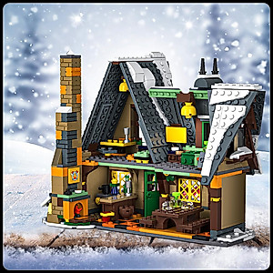 Mould King Christmas Cottage House Alone Building Sets Toy, STEM Project Educational Building Kit Toys, Holiday Presents for Kids 8 9 10 11 12 13 14 Years Old(766 Pieces)