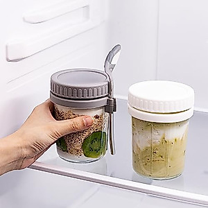 Vorey Pack of 4 Overnight Oats Containers with Lids and Spoons, 16 oz Glass Mason Jars with Measurement Marks, Large Capacity Reusable Airtight Storage, Gray, White, Blue and Green