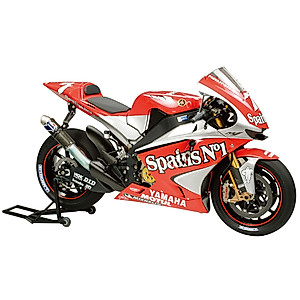 Tamiya – 14100 Yamaha YZR M1 2004 1/12