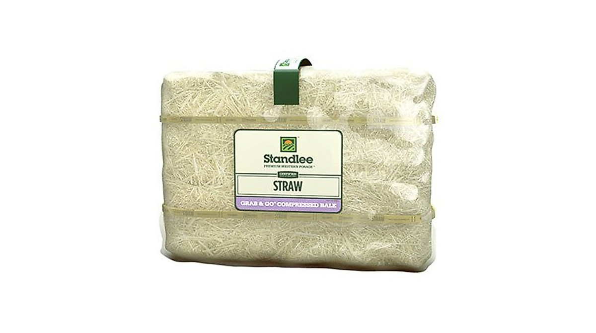 Standlee Hay Company 50 lb Straw Bale - Certified & Weed Free