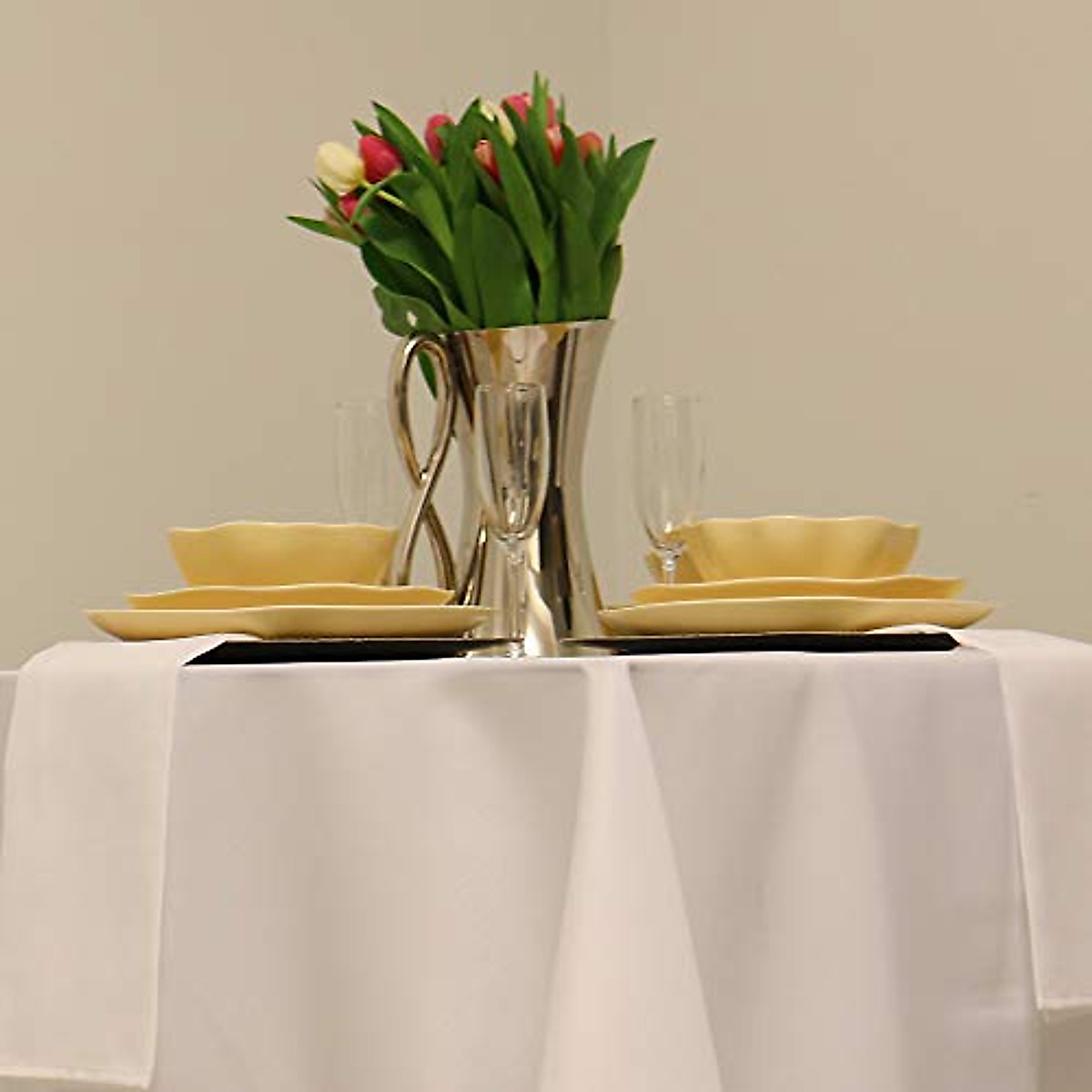 Kadut Square Tablecloth 70 x 70 Inch White Square Table Cloth for Square or Round Table | Heavy Duty | Washable Tablecloth for Parties, Weddings, Kitchen, Restaurant, Wrinkle-Resistant Table Cover