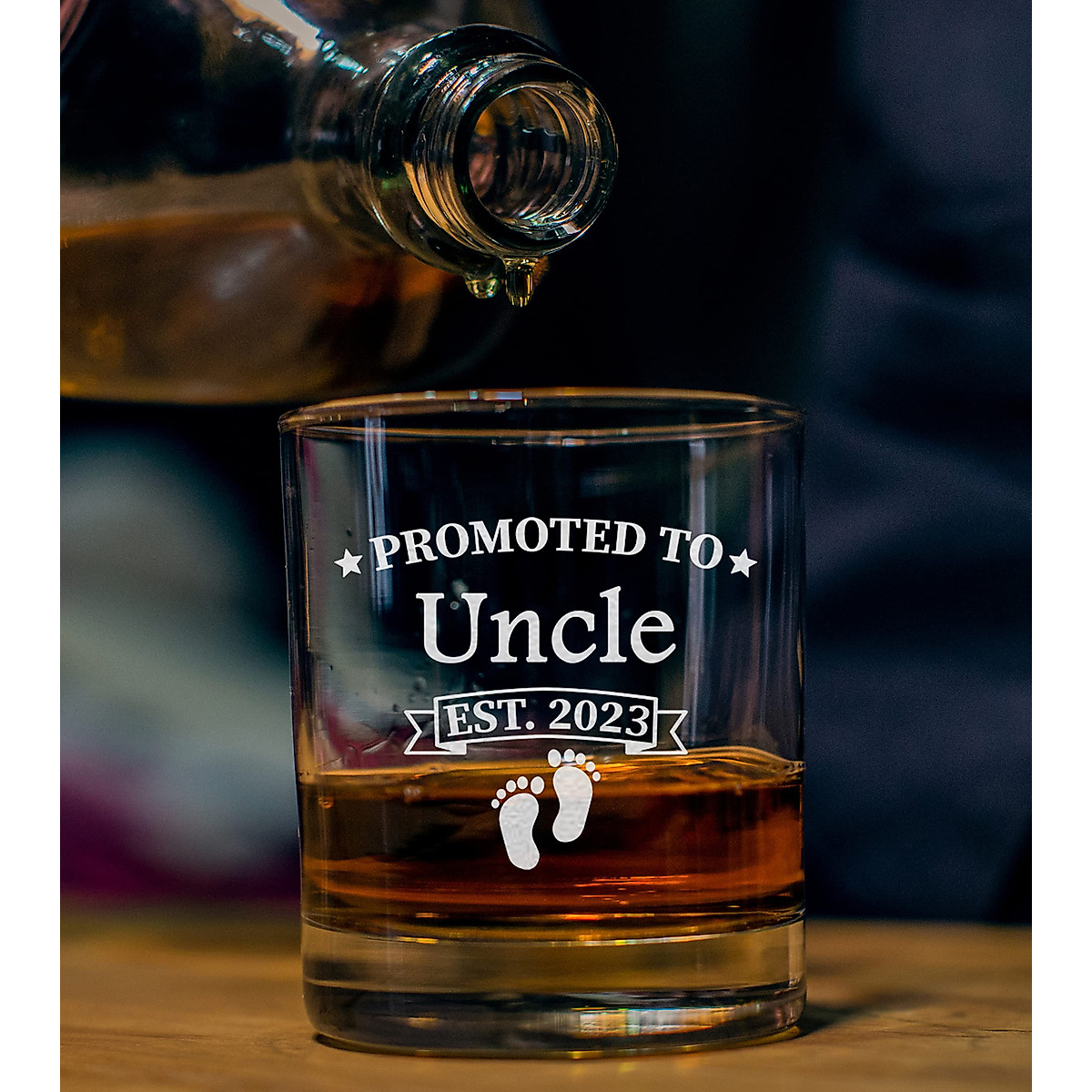CARVELITA Promoted To Uncle Est 2023 - Uncle Whiskey Glass - 11oz Old Fashioned Bourbon Rocks Glass - Uncle Pregnancy Announcement - Gifts For First Time Uncle - Baby Reveal Gift For Brother