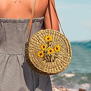 GAIAMADE Seagrass Vacation Purse with Shoulder Strap and Zipper, Round Wicker Bag, Summer Purse, Embroidered Sunflower Woven Beach Bag, Basket Purse, Round Rattan Bags For Women, Straw Purse