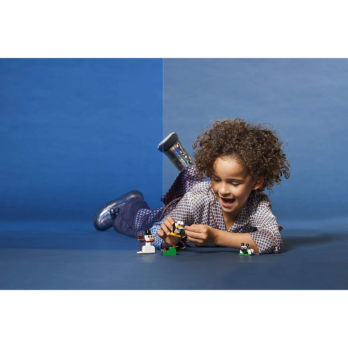 LEGO Classic Creative White Bricks 11012 Building Kit; Toy Building Set for Creative Play with 3 Build Ideas, Including a Snowman, Sheep and Seagull; Great for Kids Aged 4 and Up, New 2021 (60 Pieces)