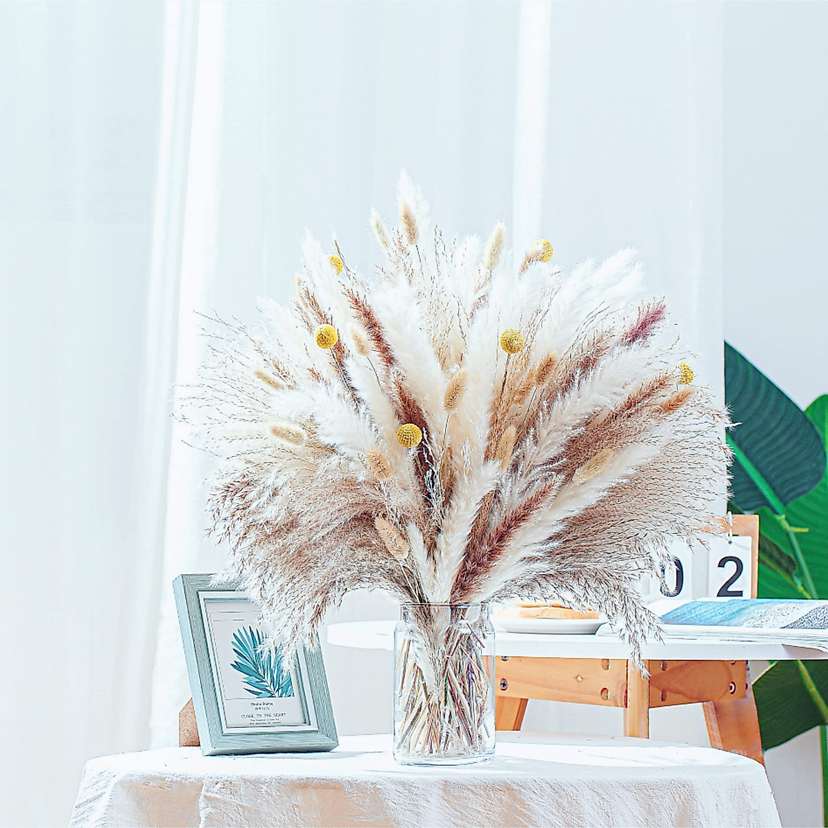 100PCS Natural Dried Pampas Grass Decor - 17.5" Fluffy Pampas Grass Bouquet - Boho Home Decor Dried Flowers for Wedding Floral Room Home Party Table Decorations