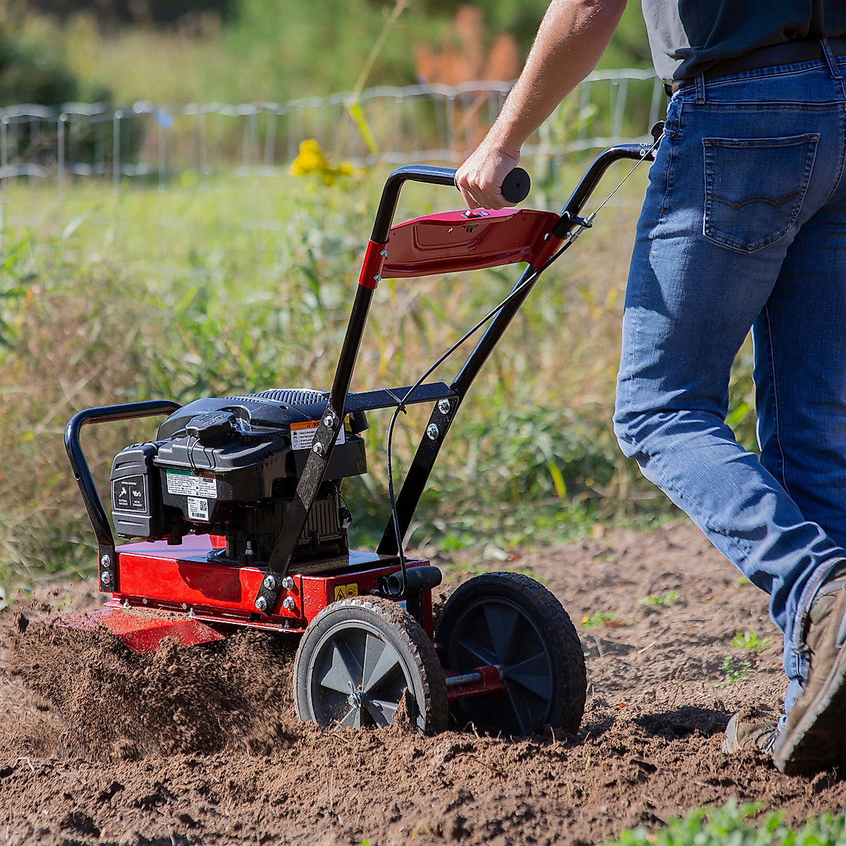 Toro Full Size Front Tine Tiller, 163cc Briggs & Stratton 4-Cycle Engine, Adjustable Tilling Width Up to 21", Variable Wheel Settings, Model Number: 58602