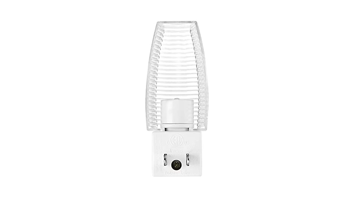 Maxxima MLN-16 LED Night Light - Dusk to Dawn Sensor
