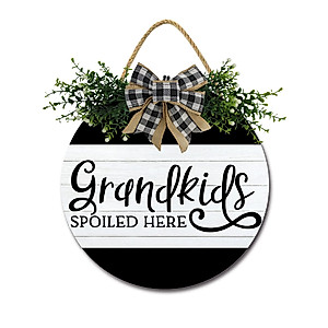Grandkids Spoiled Here Sign Front Door Porch Decorations, Round Rustic Wood Hanging Sign for Farmhouse Porch Outdoor Home Holiday Front Door Sign Decor