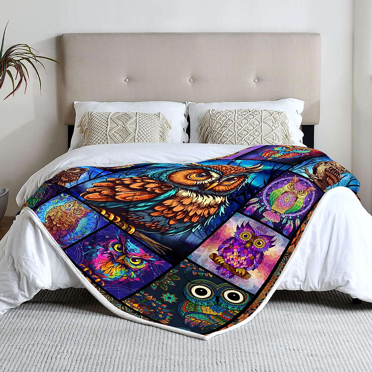 NTMANON Owl Blanket,Owl Gifts for Women,Owl Lover Gifts,Owl Gifts for Owl Lovers,Just a Girl Who Loves Owls Blanket,Owl Decor Blanket,Owls Print Fleece Throw Blanket 50''x60'' for Couch Sofa Bed