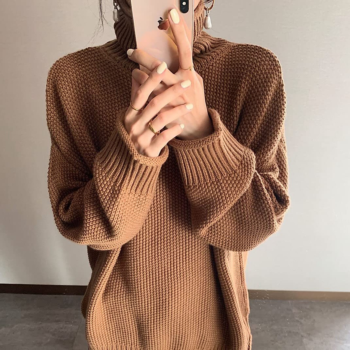 Diduikalor 24PCS French Stick on Nails, Coffin Fake Nails with Nail Glue Square Press on Nails Short, Reusable Uñas Acrilicas Con Diseños, Cute Nails for Women