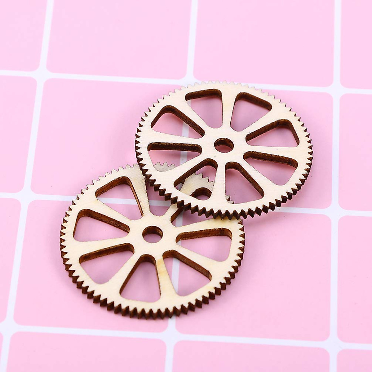 LIOOBO Unfinished Gear Craft 100pcs DIY Wooden Gear DIY Gear Lightweight Plain Wood Ornaments Wooden Gear for Crafts Kids Christmas Clothing DIY Wooden Slices