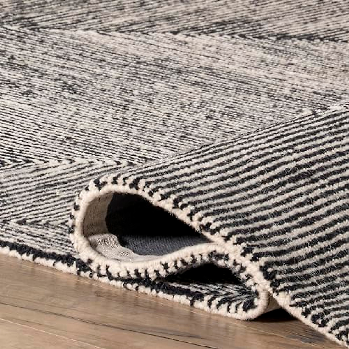 nuLOOM Heidi Modern Hand Tufted Wool Area Rug, 8x10, Charcoal
