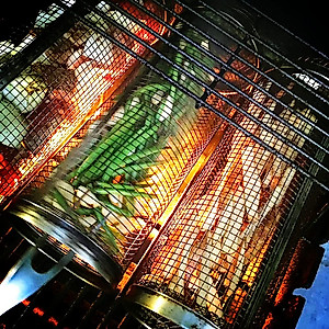 SLEUNFO Rolling Grilling Basket, Stainless Steel BBQ Grill Basket, Outdoor Camping Barbecue Portable Roll Grill Basket, Suitable For Fish, Shrimp, Meat, Vegetables, French Fries (11.8 Inch.)