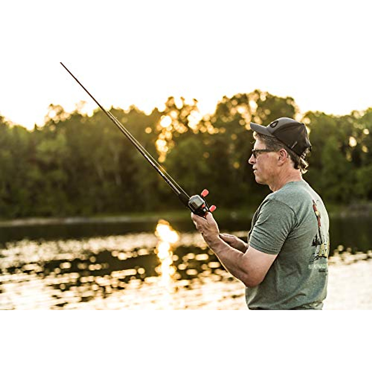 Ugly Stik Ugly Tuff Spincast Spincast Reel, Size 20, 3 Stainless Steel Ball Bearing System, Teflon Twin Cam Drag, Max of 14lb | 6.4kg, Black