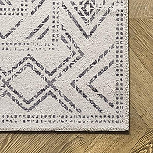 nuLOOM Mia Machine Washable Geometric Medallion Runner Rug, 2' 6" x 8', Light Grey