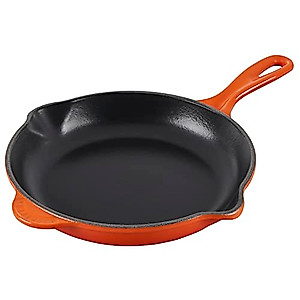 Le Creuset Classic Cast Iron Handle Skillet, 9", Flame