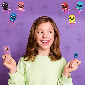 Fruidles Halloween Skull Hard Candy Rings, Day of the Dead, Individually Wrapped (12-Pack)