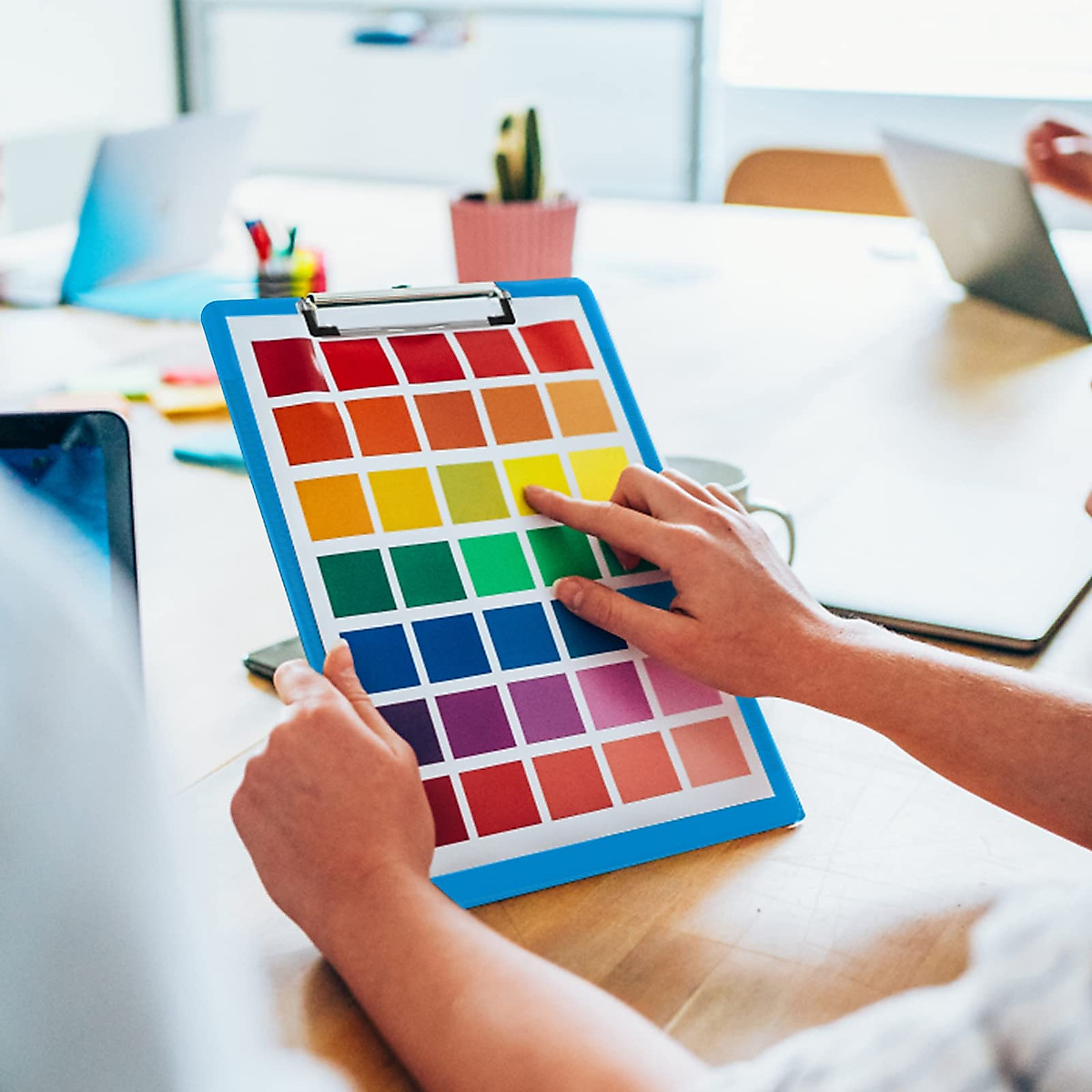 Clipboards, HERKKA 15 Pack Plastic Clipboards Low Profile Clip Standard A4 Letter Size, Office Supplies Classroom Supplies