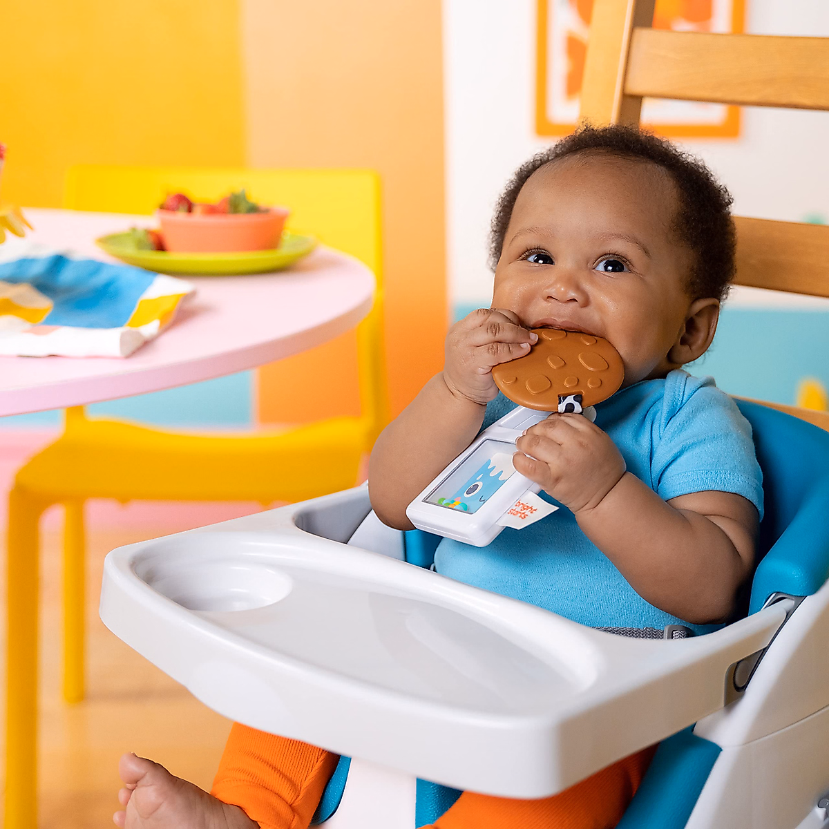 Bright Starts Cookies & Teethe 2-in-1 Rattle and Teether Activity Toy, Soothe Sore Gums, Entertain Baby with Rattle Toy, Unisex, 3 Months+